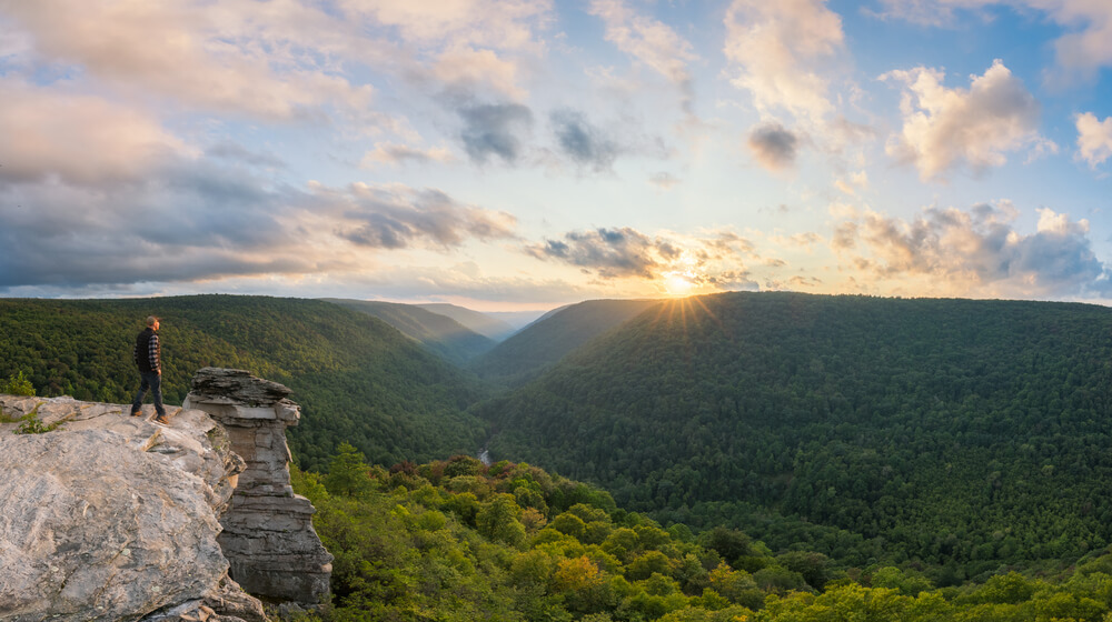 Take a Hike to the Breathtaking Lindy Point Overlook - Best of Canaan ...